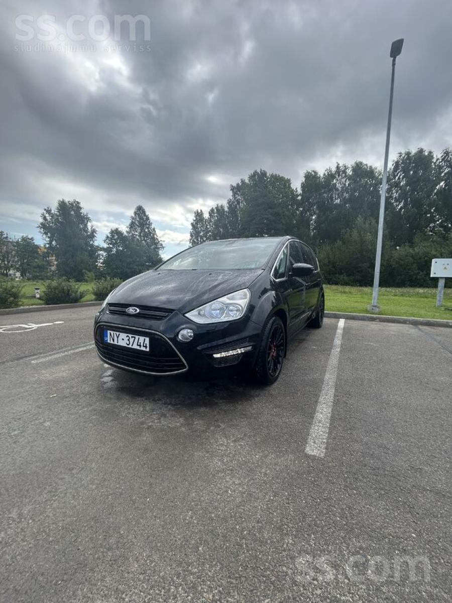 Melns Ford S-Max 2011 Aizkraukle, ar dzinēja tilpumu 2.00 L un nobraukumu 261 tūkst. km par 6200 €, foto 6 vietnē AUTOMOTO.COM.LV