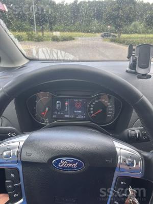 Melns Ford S-Max 2011 Aizkraukle, ar dzinēja tilpumu 2.00 L un nobraukumu 261 tūkst. km par 6200 €, foto 7 vietnē AUTOMOTO.COM.LV