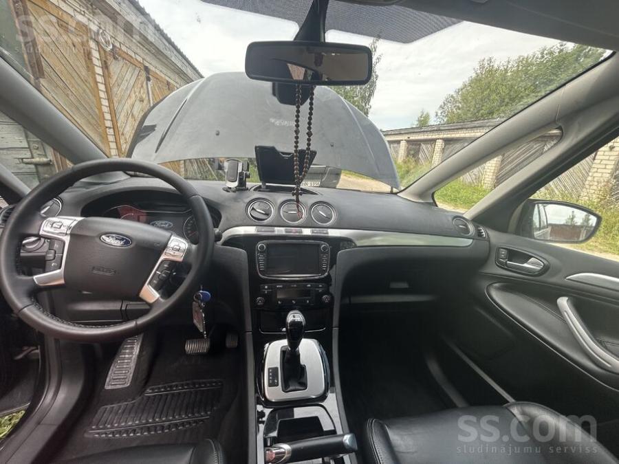 Melns Ford S-Max 2011 Aizkraukle, ar dzinēja tilpumu 2.00 L un nobraukumu 261 tūkst. km par 6200 €, foto 8 vietnē AUTOMOTO.COM.LV