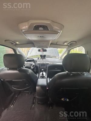 Melns Ford S-Max 2011 Aizkraukle, ar dzinēja tilpumu 2.00 L un nobraukumu 261 tūkst. km par 6200 €, foto 9 vietnē AUTOMOTO.COM.LV