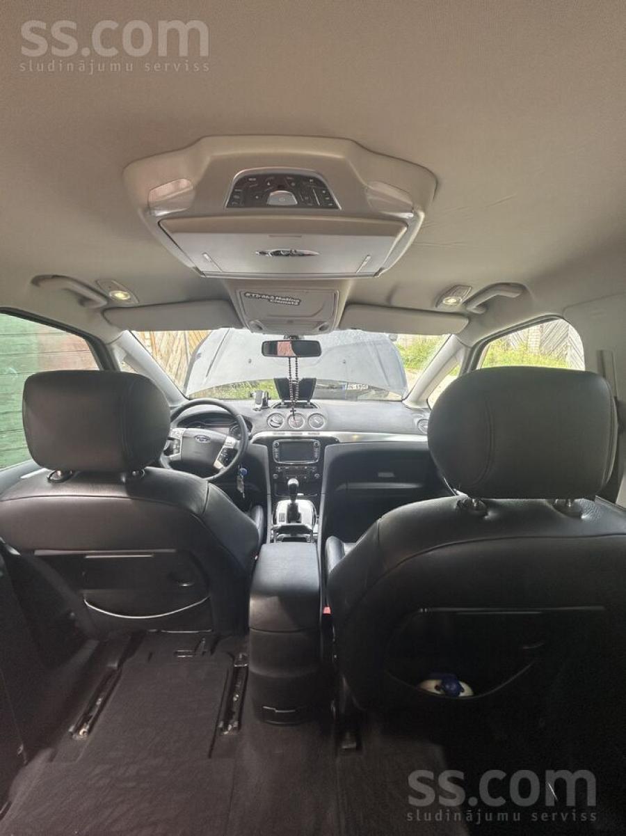 Melns Ford S-Max 2011 Aizkraukle, ar dzinēja tilpumu 2.00 L un nobraukumu 261 tūkst. km par 6200 €, foto 9 vietnē AUTOMOTO.COM.LV