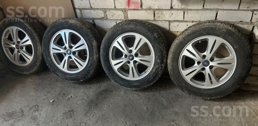 Melns Ford S-Max 2011 Aizkraukle, ar dzinēja tilpumu 2.00 L un nobraukumu 261 tūkst. km par 6200 €, foto 11 vietnē AUTOMOTO.COM.LV