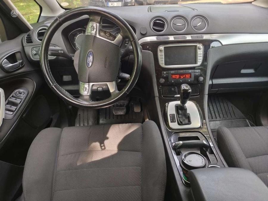 Black Ford S-Max 2011 in Klaipeda, with an engine capacity of 2.00 L and mileage of 318 thousand km for 4300 €, photo 7 on AUTOMOTO.COM.LV