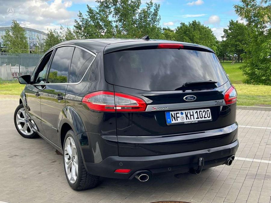 Black Ford S-Max 2011 in Jonava, with an engine capacity of 2.20 L and mileage of 195 thousand km for 5350 €, photo 10 on AUTOMOTO.COM.LV