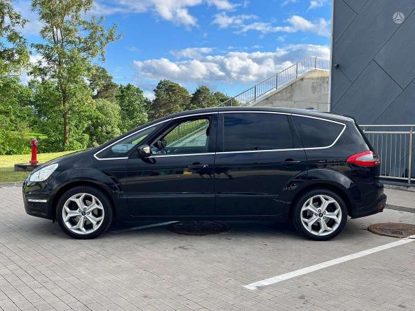 Melns Ford S-Max 2011 Jonava, ar dzinēja tilpumu 2.20 L un nobraukumu 195 tūkst. km par 5350 €, foto 10 vietnē AUTOMOTO.COM.LV