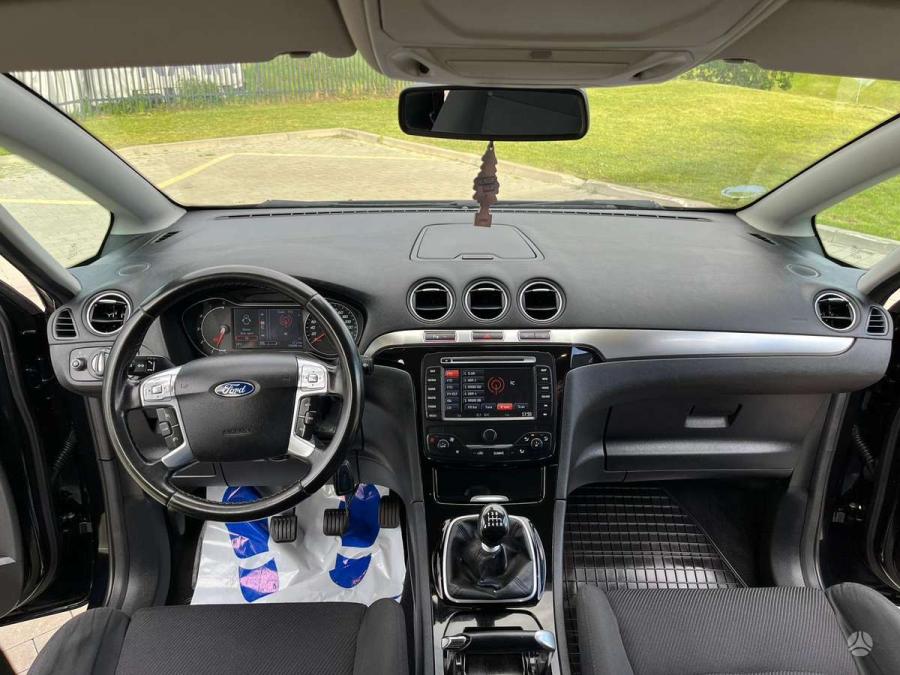 Black Ford S-Max 2011 in Jonava, with an engine capacity of 2.20 L and mileage of 195 thousand km for 5350 €, photo 15 on AUTOMOTO.COM.LV