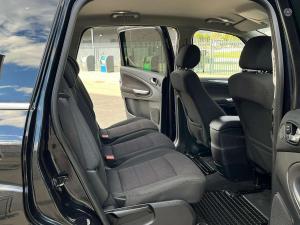 Black Ford S-Max 2011 in Jonava, with an engine capacity of 2.20 L and mileage of 195 thousand km for 5350 €, photo 31 on AUTOMOTO.COM.LV