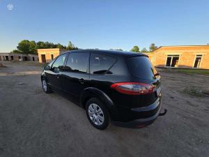 Black Ford S-Max 2011 in Jonava, with an engine capacity of 2.00 L and mileage of 335 thousand km for 3800 €, photo 4 on AUTOMOTO.COM.LV