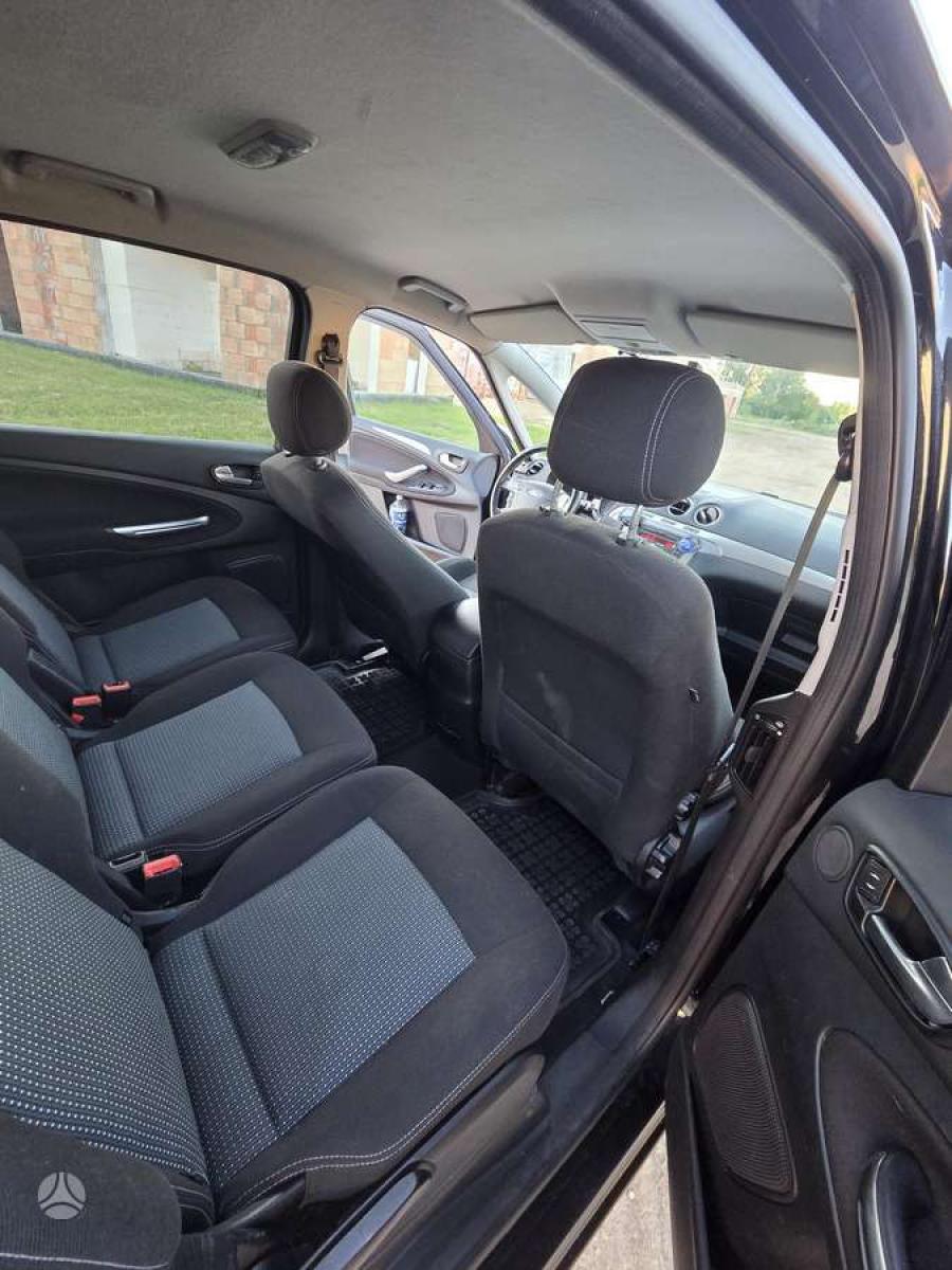 Black Ford S-Max 2011 in Jonava, with an engine capacity of 2.00 L and mileage of 335 thousand km for 3800 €, photo 14 on AUTOMOTO.COM.LV