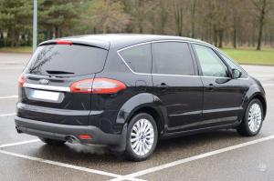 Black Ford S-Max 2011 in Panevezys, with an engine capacity of 2.00 L and mileage of 181 thousand km for 5600 €, photo 8 on AUTOMOTO.COM.LV