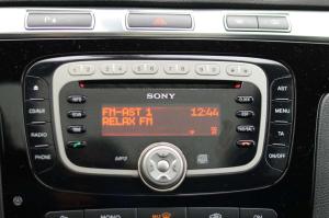 Black Ford S-Max 2011 in Panevezys, with an engine capacity of 2.00 L and mileage of 181 thousand km for 5600 €, photo 11 on AUTOMOTO.COM.LV