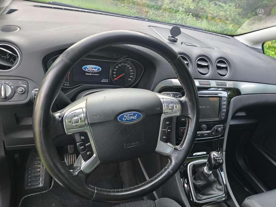 Melns Ford S-Max 2011 Viļņa, ar dzinēja tilpumu 2.00 L un nobraukumu 287 tūkst. km par 4200 €, foto 12 vietnē AUTOMOTO.COM.LV