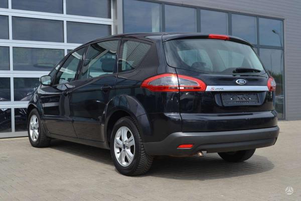 Black Ford S-Max 2011 in Vilnius, with an engine capacity of 2.00 L and mileage of 273 thousand km for 5000 €, photo 8 on AUTOMOTO.COM.LV
