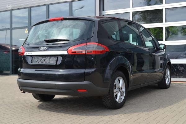 Black Ford S-Max 2011 in Vilnius, with an engine capacity of 2.00 L and mileage of 273 thousand km for 5000 €, photo 10 on AUTOMOTO.COM.LV