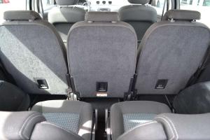 Black Ford S-Max 2011 in Vilnius, with an engine capacity of 2.00 L and mileage of 273 thousand km for 5000 €, photo 14 on AUTOMOTO.COM.LV