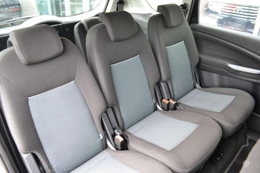 Black Ford S-Max 2011 in Vilnius, with an engine capacity of 2.00 L and mileage of 273 thousand km for 5000 €, photo 27 on AUTOMOTO.COM.LV
