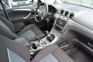 Black Ford S-Max 2011 in Vilnius, with an engine capacity of 2.00 L and mileage of 273 thousand km for 5000 €, photo 30 on AUTOMOTO.COM.LV