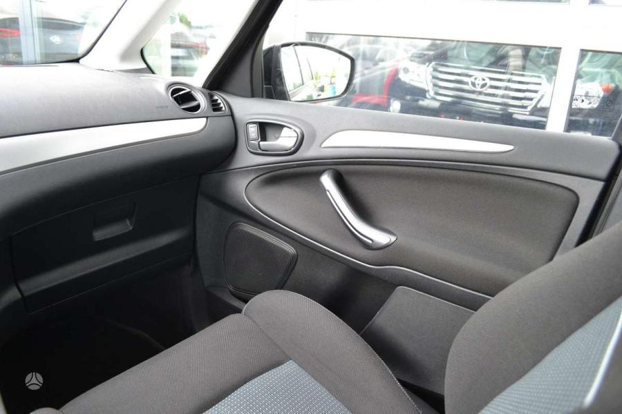 Black Ford S-Max 2011 in Vilnius, with an engine capacity of 2.00 L and mileage of 273 thousand km for 5000 €, photo 34 on AUTOMOTO.COM.LV