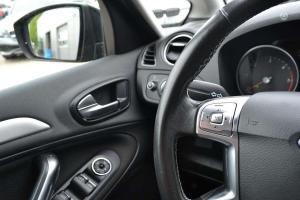 Black Ford S-Max 2011 in Vilnius, with an engine capacity of 2.00 L and mileage of 273 thousand km for 5000 €, photo 35 on AUTOMOTO.COM.LV