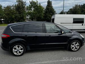 Black Ford S-Max 2011 in Riga, with an engine capacity of 2.00 L and mileage of 0 thousand km for 3200 €, photo 5 on AUTOMOTO.COM.LV