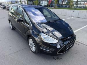 Black Ford S-Max 2011 in Panevezys, with an engine capacity of 2.00 L and mileage of 311 thousand km for 3000 €, photo 3 on AUTOMOTO.COM.LV