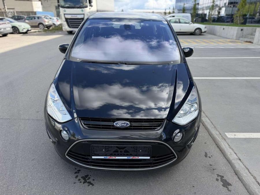 Black Ford S-Max 2011 in Panevezys, with an engine capacity of 2.00 L and mileage of 311 thousand km for 3000 €, photo 7 on AUTOMOTO.COM.LV