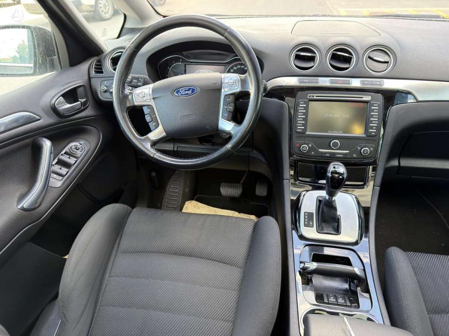Black Ford S-Max 2011 in Panevezys, with an engine capacity of 2.00 L and mileage of 311 thousand km for 3000 €, photo 16 on AUTOMOTO.COM.LV