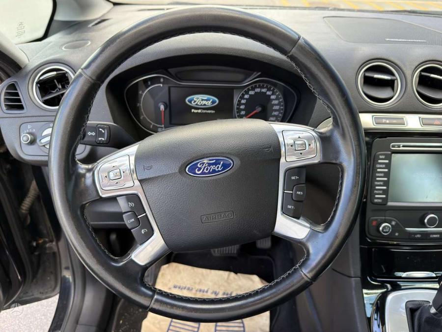 Black Ford S-Max 2011 in Panevezys, with an engine capacity of 2.00 L and mileage of 311 thousand km for 3000 €, photo 21 on AUTOMOTO.COM.LV