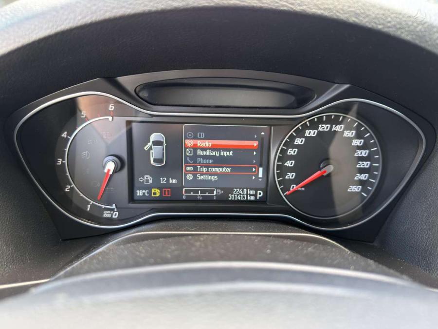 Black Ford S-Max 2011 in Panevezys, with an engine capacity of 2.00 L and mileage of 311 thousand km for 3000 €, photo 22 on AUTOMOTO.COM.LV