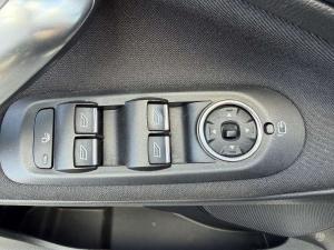 Black Ford S-Max 2011 in Panevezys, with an engine capacity of 2.00 L and mileage of 311 thousand km for 3000 €, photo 30 on AUTOMOTO.COM.LV