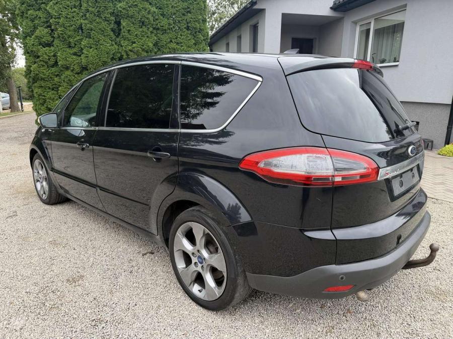 Black Ford S-Max 2011 in Pasvalys, with an engine capacity of 2.00 L and mileage of 276 thousand km for 2600 €, photo 5 on AUTOMOTO.COM.LV