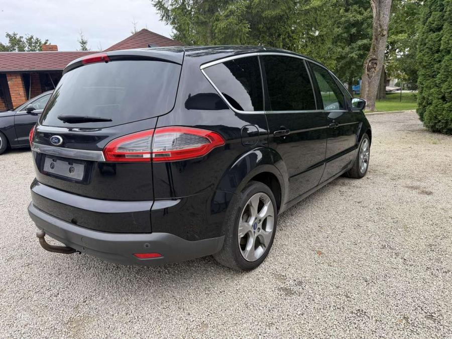 Black Ford S-Max 2011 in Pasvalys, with an engine capacity of 2.00 L and mileage of 276 thousand km for 2600 €, photo 6 on AUTOMOTO.COM.LV