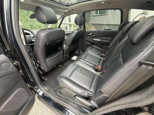 Black Ford S-Max 2011 in Pasvalys, with an engine capacity of 2.00 L and mileage of 276 thousand km for 2600 €, photo 12 on AUTOMOTO.COM.LV