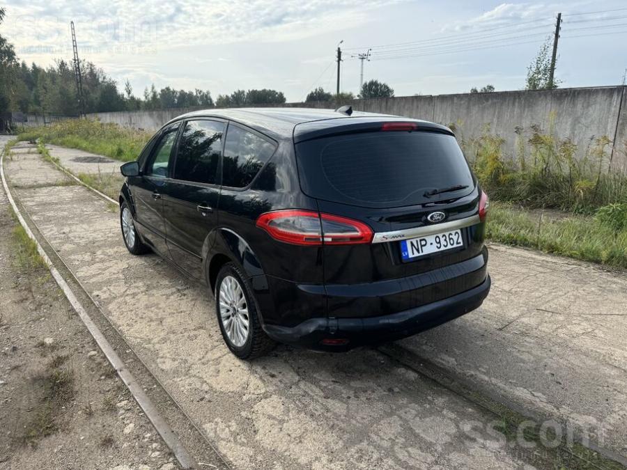 Melns Ford S-Max 2011 Rīga, ar dzinēja tilpumu 1.60 L un nobraukumu 305 tūkst. km par 4000 €, foto 5 vietnē AUTOMOTO.COM.LV