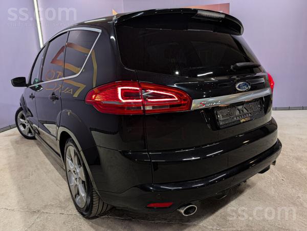 Black Ford S-Max 2011 in Jurmala, with an engine capacity of 2.20 L and mileage of 0 thousand km for 6950 €, photo 8 on AUTOMOTO.COM.LV