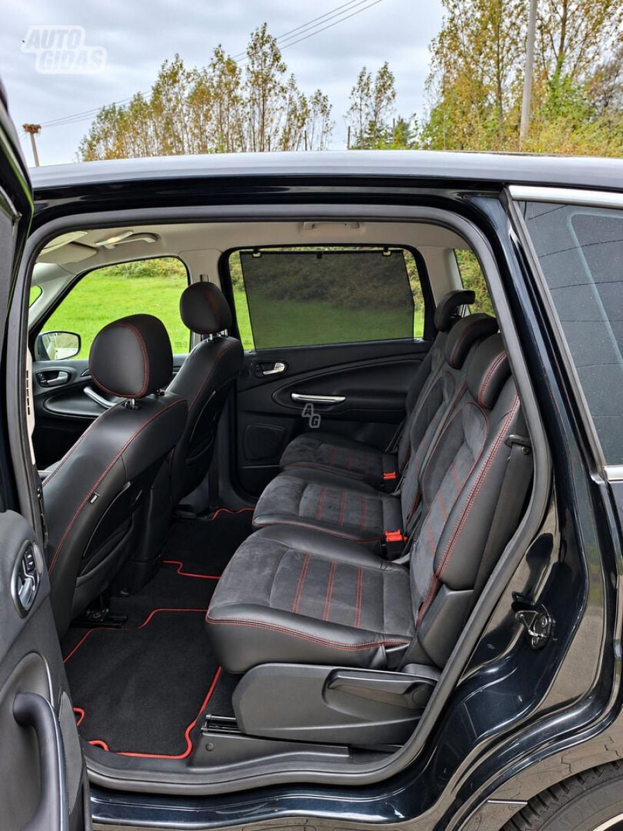 Melns Ford S-Max 2011 Viļņa, ar dzinēja tilpumu 2.00 L un nobraukumu 237 tūkst. km par 6450 €, foto 13 vietnē AUTOMOTO.COM.LV