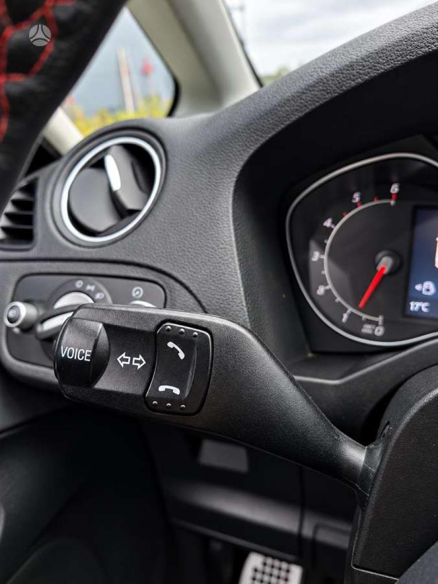 Melns Ford S-Max 2011 Viļņa, ar dzinēja tilpumu 2.00 L un nobraukumu 237 tūkst. km par 6350 €, foto 17 vietnē AUTOMOTO.COM.LV