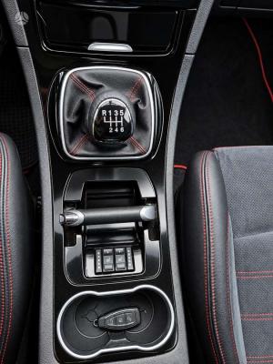 Melns Ford S-Max 2011 Viļņa, ar dzinēja tilpumu 2.00 L un nobraukumu 237 tūkst. km par 6350 €, foto 20 vietnē AUTOMOTO.COM.LV