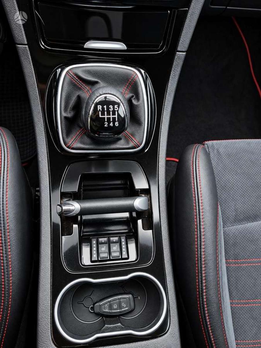 Melns Ford S-Max 2011 Viļņa, ar dzinēja tilpumu 2.00 L un nobraukumu 237 tūkst. km par 6350 €, foto 20 vietnē AUTOMOTO.COM.LV