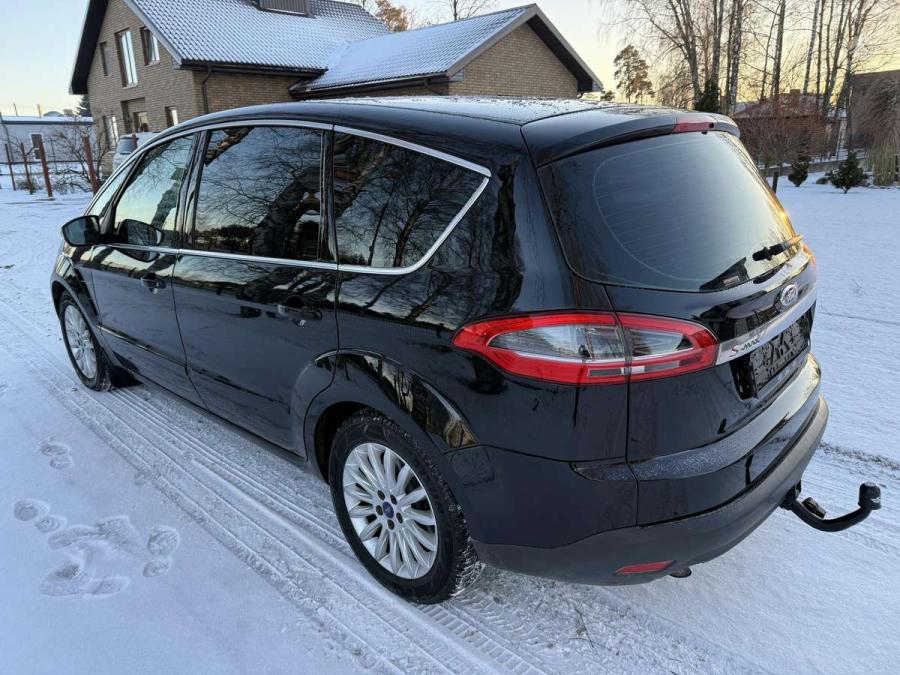 Melns Ford S-Max 2012 Šauļi, ar dzinēja tilpumu 2.00 L un nobraukumu 260 tūkst. km par 4700 €, foto 5 vietnē AUTOMOTO.COM.LV