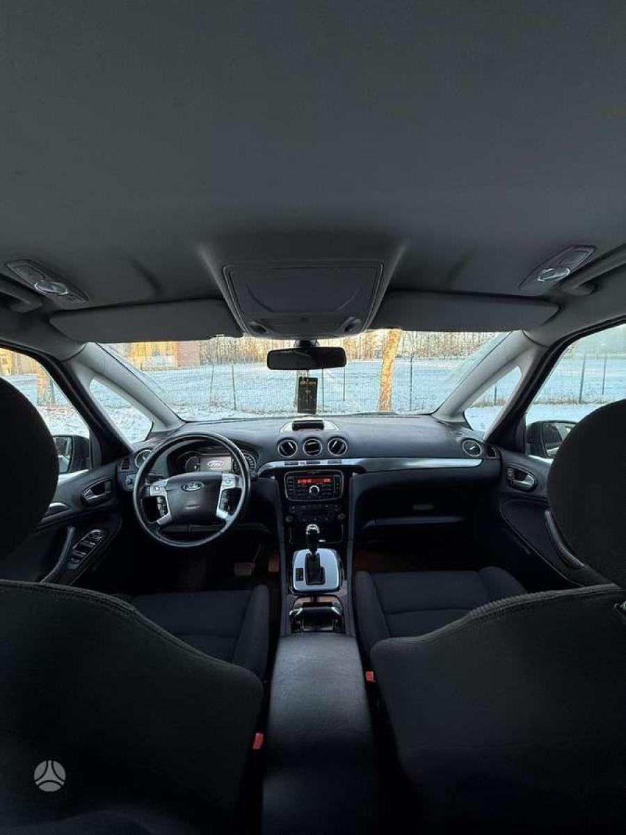 Melns Ford S-Max 2012 Šauļi, ar dzinēja tilpumu 2.00 L un nobraukumu 260 tūkst. km par 4700 €, foto 8 vietnē AUTOMOTO.COM.LV