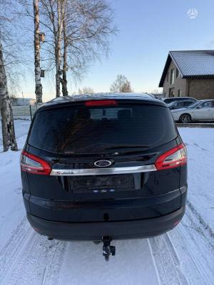 Melns Ford S-Max 2012 Šauļi, ar dzinēja tilpumu 2.00 L un nobraukumu 260 tūkst. km par 4700 €, foto 24 vietnē AUTOMOTO.COM.LV