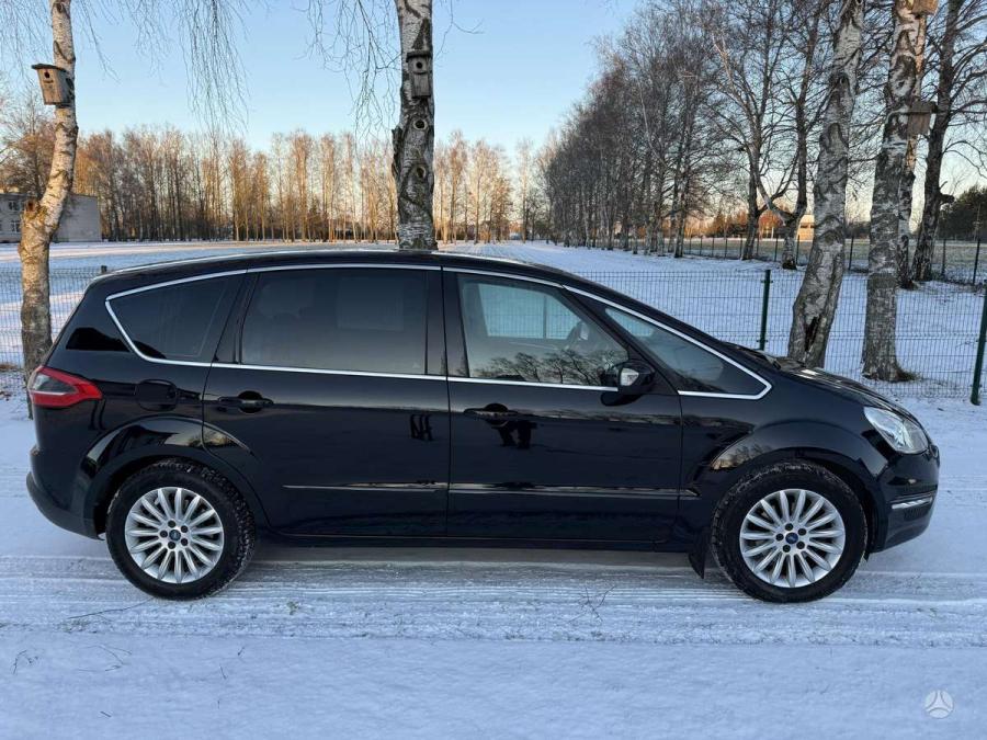 Melns Ford S-Max 2012 Šauļi, ar dzinēja tilpumu 2.00 L un nobraukumu 260 tūkst. km par 4700 €, foto 27 vietnē AUTOMOTO.COM.LV