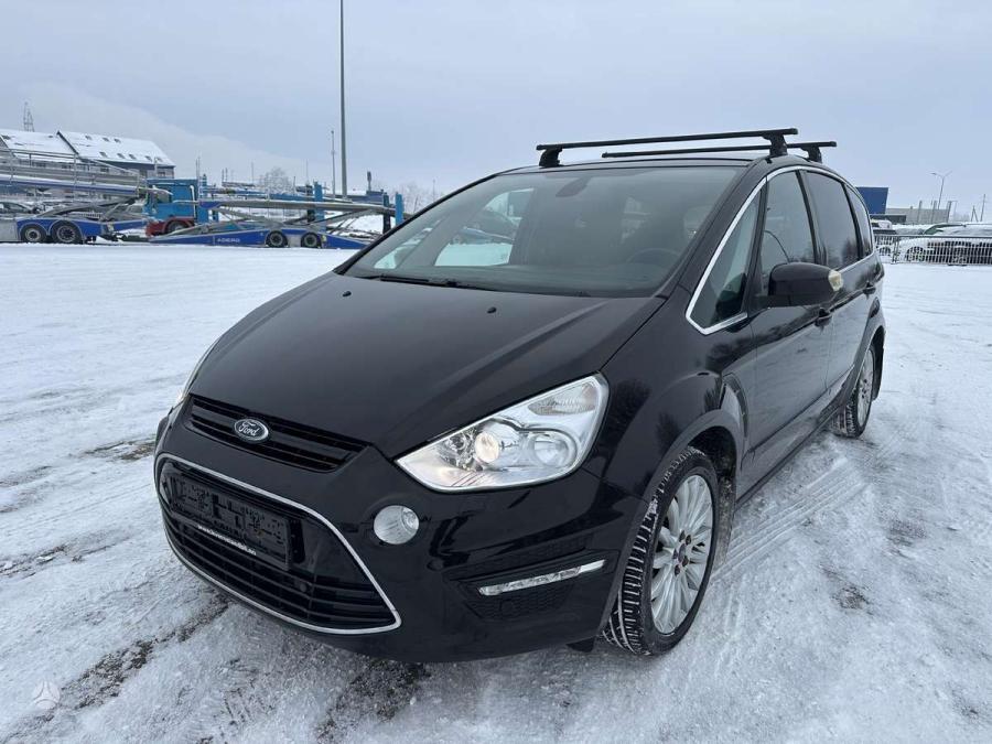 Black Ford S-Max 2012 in Marijampole, with an engine capacity of 1.60 L and mileage of 193 thousand km for 5250 €, photo 1 on AUTOMOTO.COM.LV