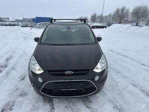 Black Ford S-Max 2012 in Marijampole, with an engine capacity of 1.60 L and mileage of 193 thousand km for 5250 €, photo 2 on AUTOMOTO.COM.LV
