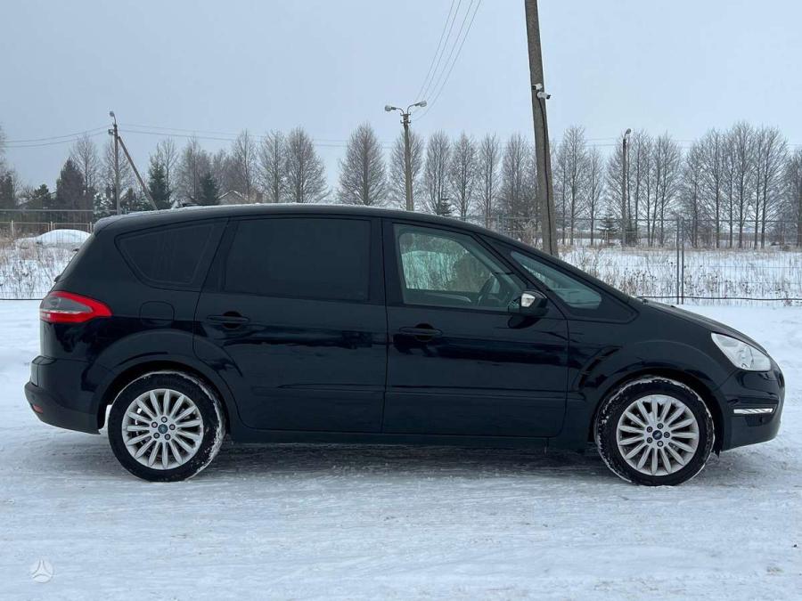 Melns Ford S-Max 2012 Kėdainiai, ar dzinēja tilpumu 2.00 L un nobraukumu 272 tūkst. km par 5099 €, foto 6 vietnē AUTOMOTO.COM.LV