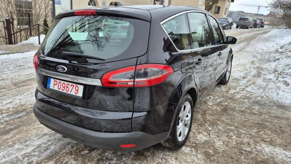 Melns Ford S-Max 2012 Viļņa, ar dzinēja tilpumu 1.60 L un nobraukumu 300 tūkst. km par 5999 €, foto 5 vietnē AUTOMOTO.COM.LV