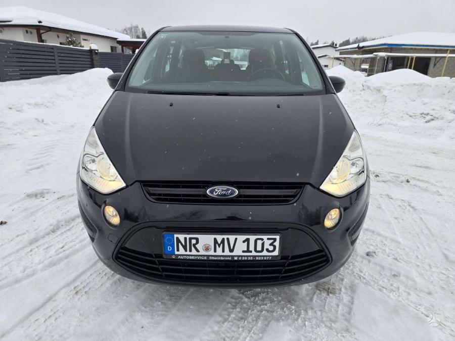 Melns Ford S-Max 2012 Utena, ar dzinēja tilpumu 2.00 L un nobraukumu 264 tūkst. km par 3990 €, foto 3 vietnē AUTOMOTO.COM.LV