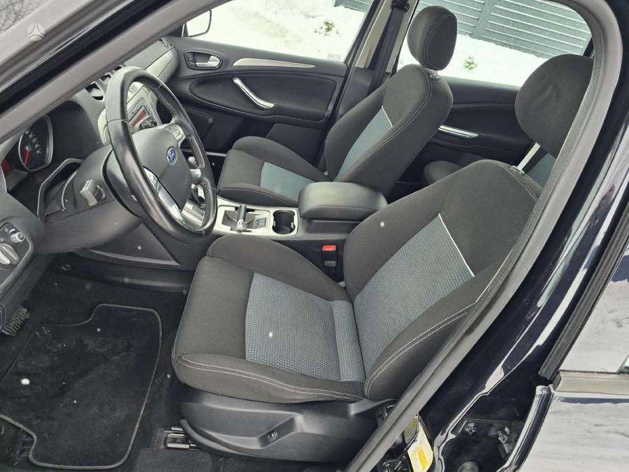 Melns Ford S-Max 2012 Utena, ar dzinēja tilpumu 2.00 L un nobraukumu 264 tūkst. km par 3990 €, foto 12 vietnē AUTOMOTO.COM.LV