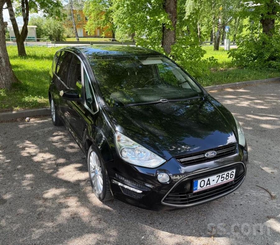 Melns Ford S-Max 2012 Ogre, ar dzinēja tilpumu 1.60 L un nobraukumu 277 tūkst. km par 4990 €, foto 4 vietnē AUTOMOTO.COM.LV